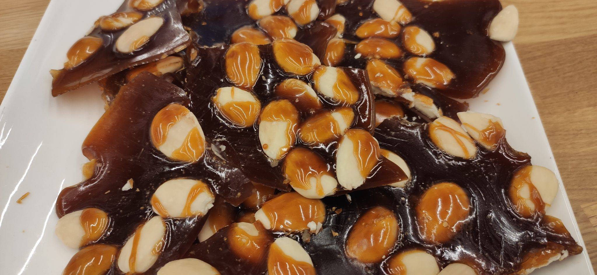 Deliciosa Receta de Almendra Crocanti: El Postre Perfecto para Compartir