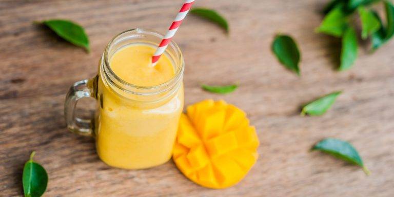 Receta de Smoothie de Mango: Una Bebida Refrescante y Llena de Sabor
