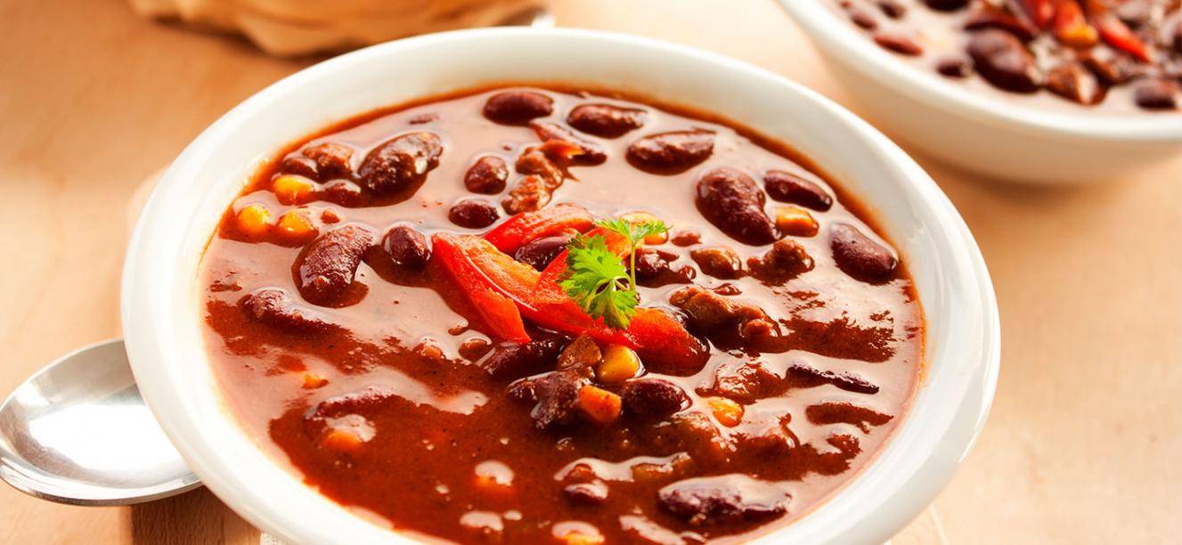 Receta de Sopa de Frijoles: Un platillo reconfortante y nutritivo